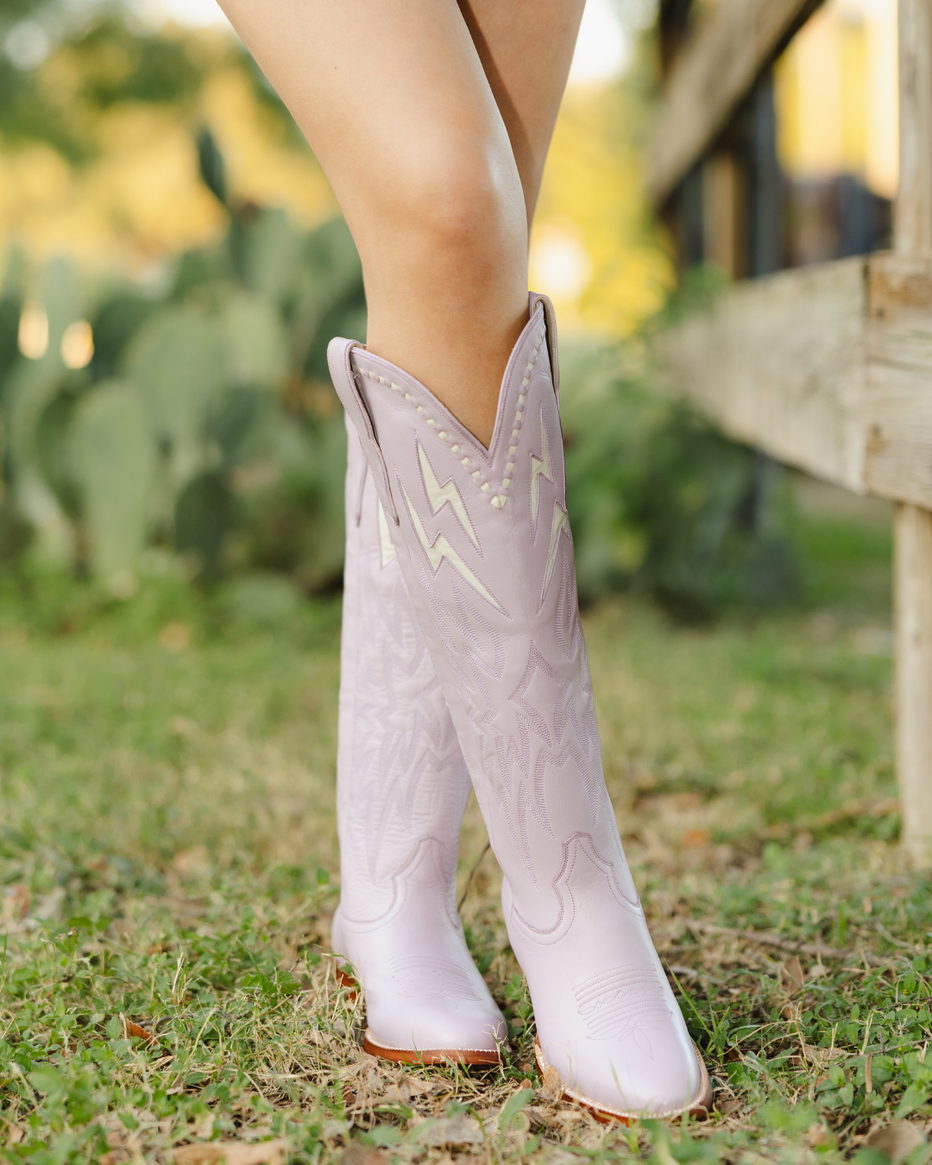 The Lightning Boot Lavender and Bone – CITY Boots